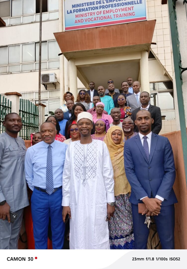 CEREMONIE DE LEVEE DES COULEURS DU LUNDI 16 JUIN 2025 AU MINEFOP ...